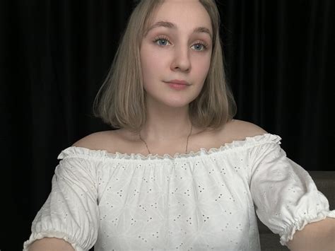 Esterstar Free Live Webcam Show And Xxx Chat Xhamsterlive