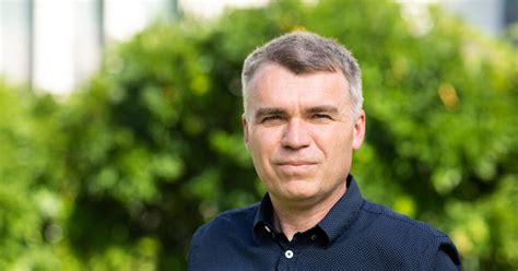 Rasti Bartek People Cundall