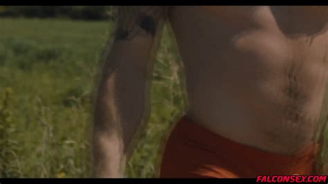See What Happens When Guy Pulls Out His Dick For A Piss Eporner