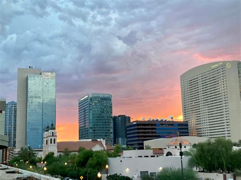 9 The Gallery Announcing Our Holiday Hours For The Month Of December