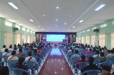 လွိုင်ကော်တွင် ကယားပြည်နယ်အစိုးရအဖွဲ့မှ နွေနှမ်းစိုက် တောင်သူများသို့ နှမ်းမျိုးစေ့၊ ရေစုပ်စက်မ