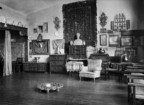 Galerija Matice Srpske Паја Јовановић Портрет краљице Марије Карађорђевић 1927 Facebook