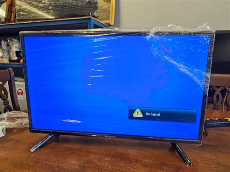 Daewoo 32" HD LED TV L32T670VGA, TV & Home Appliances, TV ...