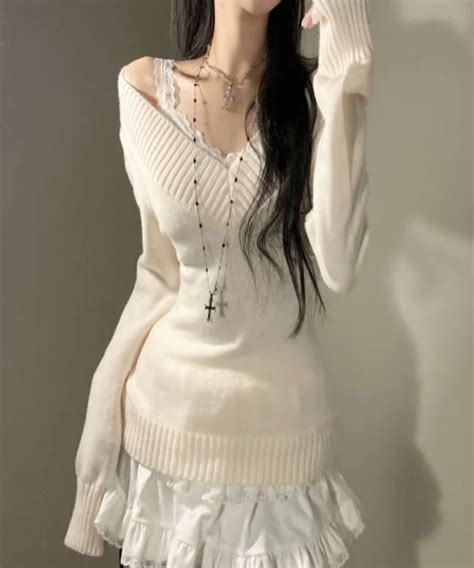 베이지하루 시크 여자 브이넥 긴팔 니트 니트티 스웨터 풀오버 여성 오프숄더니트 노르딕 타이니트 롱니트 울니트 니트탑