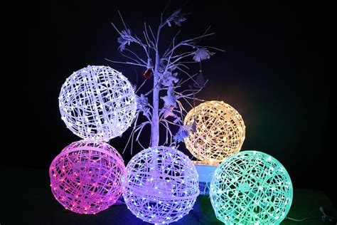 조명 Led 크리스마스 트리 조명 장식 전구 연결형 24v 큐빅 500 트리볼 오늘의집 쇼핑