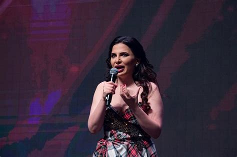 Историята на българската криптокралица Ружа която ФБР издирва под дърво и камък Всичко за жената