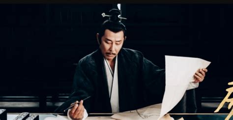 《庆余年2》庆帝对皇后射出一箭，之前他也对长公主射出一箭，这其中的深意分别是什么？腾讯新闻