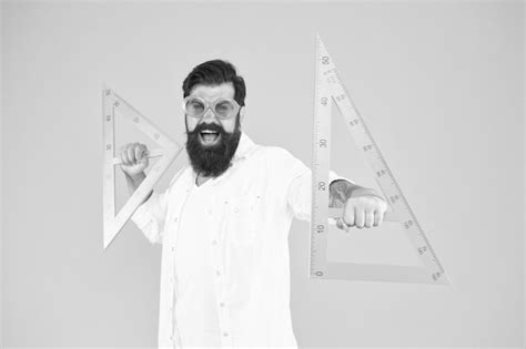 대학 대학 교육 권력 지식 수염 괴상한 삼각형 똑똑한 학생 기하학 교사 측정기를 사용하는 학생 공학 건축 학부 학생 학교로