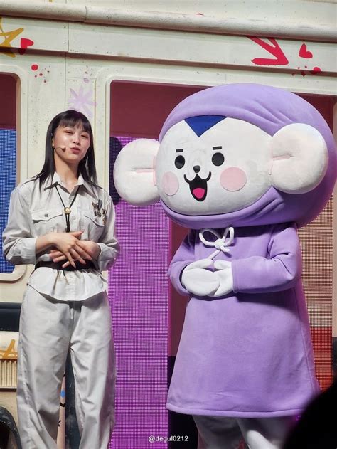 ITZY St Fanmeeting Itzy Pencil Drawing Pictures Kpop Entertainment