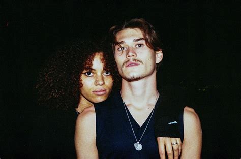 Jakob S Amaze Models