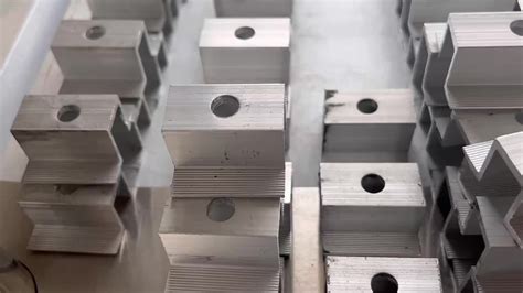 光伏支架配件厂家边压块组合太阳能板测压边连接件锁紧块铝合金 阿里巴巴