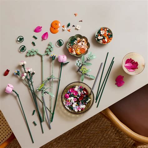 Lego Botanical Pretty Pink Flower Bouquet 10342 Lego Sets Bandm
