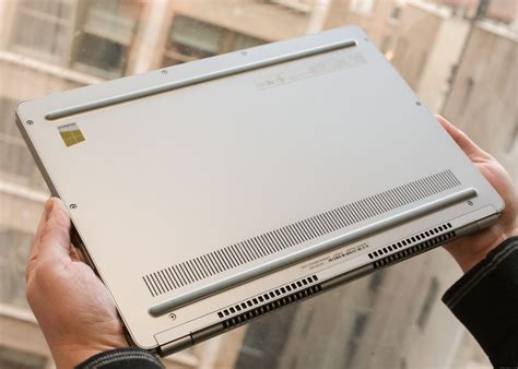 Dell Inspiron 14 7000 Series Classes Up Mainstream Laptops Pictures