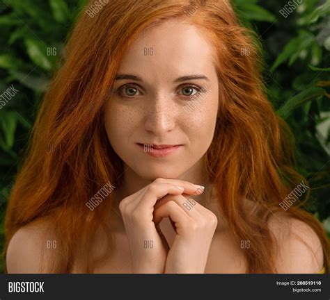 Insanely Cute Redhead