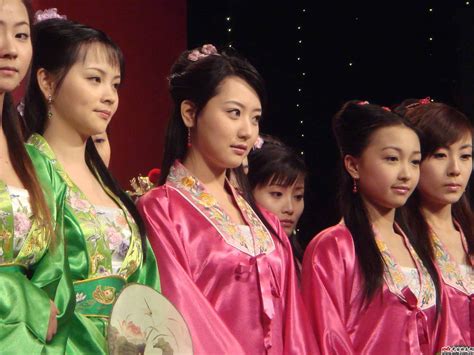 白若冰演员女演员白冰的个人资料 伤感说说吧