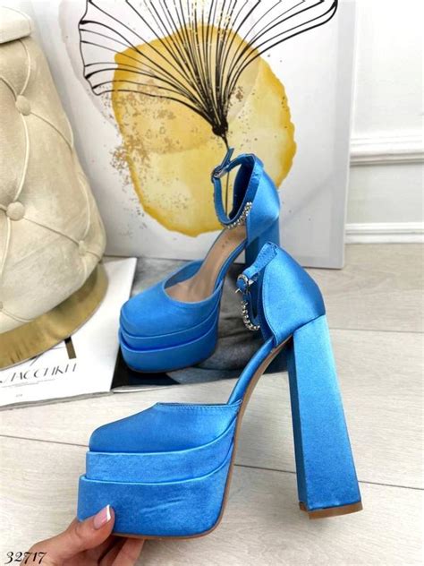 Туфли на высоком каблуке танкетке подошве платформе атлас медуза братс с камнями шелк — цена