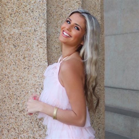 Hannah Roberson Social Media Influencer Self Employed Linkedin