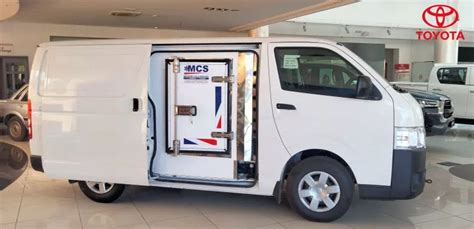 Prix Toyota Hiace Van 30 L Diesel Neuve 83 900 Dt