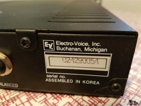 Electro Voice Ev 7100 Amplifier 2x75 Watts At 8 Ohms 2x100 Watts At 4