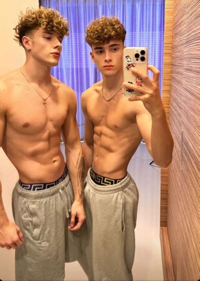 Benjamin Hilton And Romeo Twink Tumbex