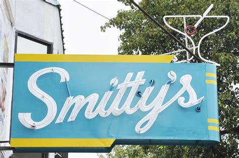 Oakland Signs