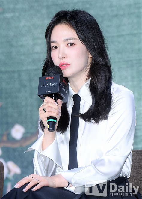 더 글로리 김은숙 작가 송혜교는 121 원한 사지 말아야겠다 네이트 연예
