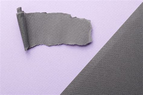 가장자리가 찢어진 찢어진 종이 조각의 예술 콜라주 스티커 메모 컬렉션 라일락 그레이 색상 노트북 페이지 조각 추상적인 배경 0명에 대한 스톡 사진 및 기타 이미지 Istock