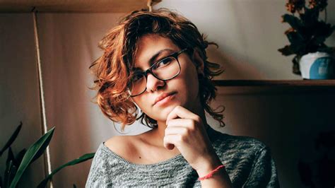 8 Basic Standards Every Woman Deserves In A Healthy Relationship According To Experts YourTango