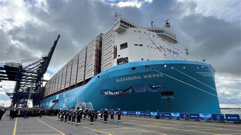 Riviera News Content Hub Maersk To Retrofit 200 Container Ships
