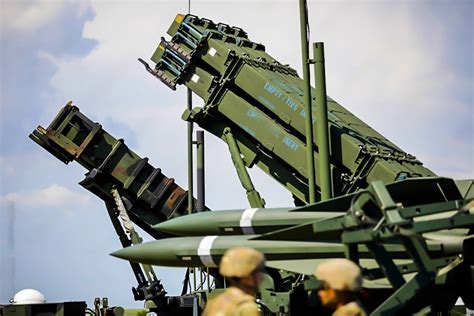 Ucrania Recibe Su Primer Sistema Antiaéreo Patriot De Alemania