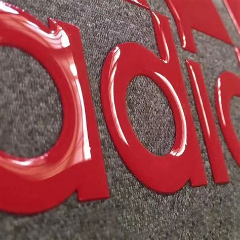 Custom 3d Glossy Silicone Heat Transfer Logos For T Shirts
