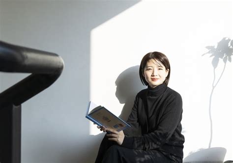 배냇머리부터 백발까지 머리카락의 시선에서 삶을 보다 중앙일보