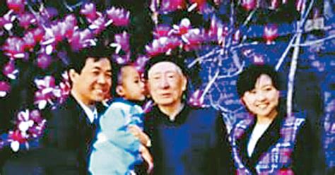 보시라이 아들 보과과 아버지 동정 여론몰이 분주