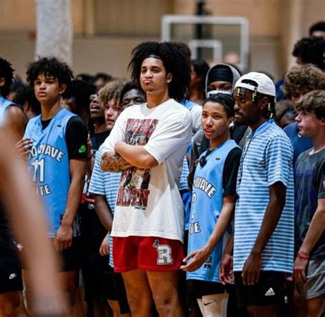 Romelo Aau Basketball Basketball Pictures Basketball Moves