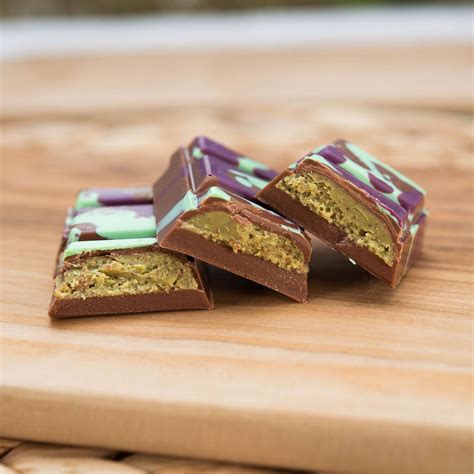 Dubai Style Pistachio Chocolate Bar By Coco Chemistry