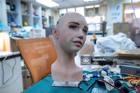 Hong Kongdaki Hanson Roboticsde Insansı Robotlar Görüntülendi