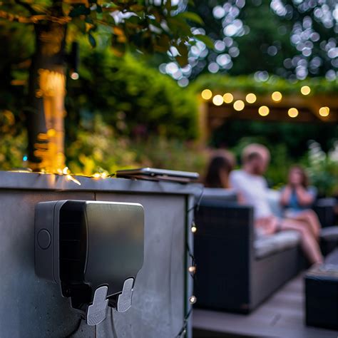 Bg Ip66 13a Switched Socket 2 Gang Toolstation