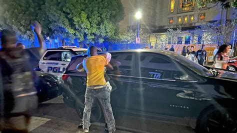 Varios Muertos Y Decenas De Heridos En Un Tiroteo Masivo En Eeuu