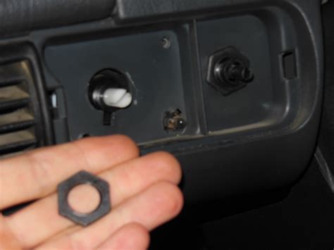 Пошаговая замена гидрокорректора фар ВАЗ-2114