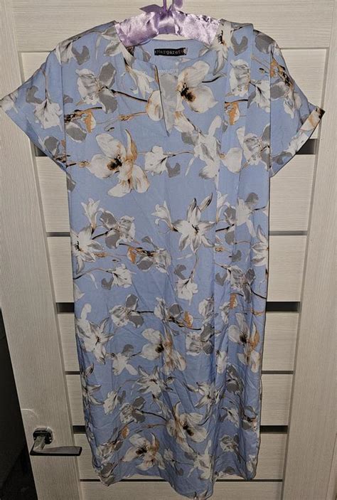 Шовкова сукня — ціна 380 грн у каталозі Сукні міді Купити жіночі речі за доступною ціною на Шафі