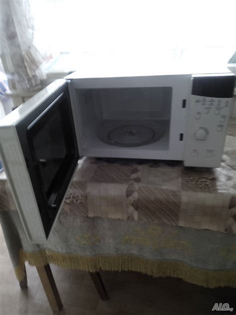 микровълнова печка Микровълнова печка Готварски печки пещи плотове котлони Ямбол но