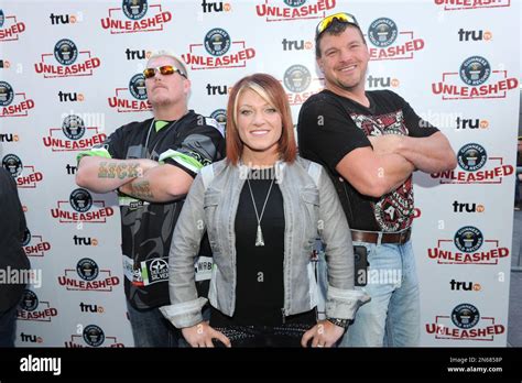 Lizard Lick Towing Cast