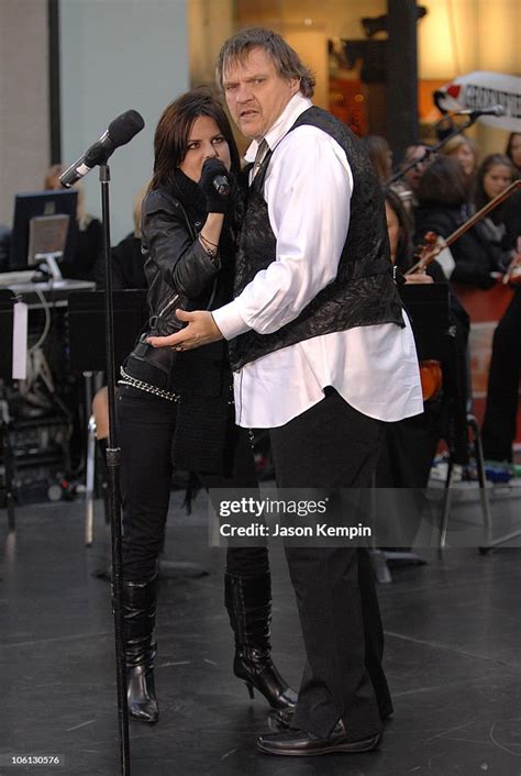 Aspen Miller And Meat Loaf During Meat Loaf Performs On The Today News Photo Getty Images