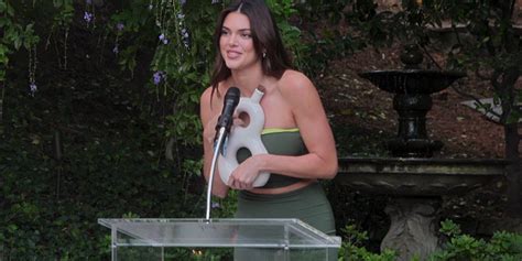 Is Kendall Jenner Actually Pregnant Hypebae