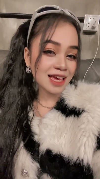 កំលោះភូមិខ្ញុំ😘 Youtube