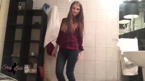 Bathtub Pee Eporner