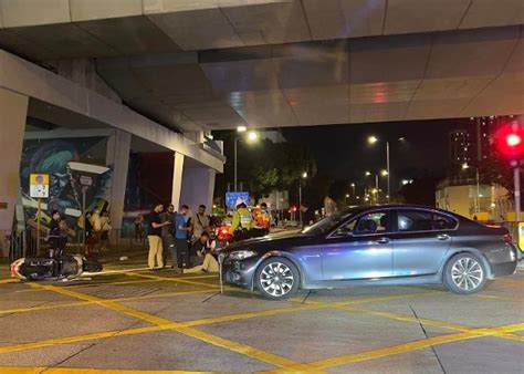 欽州街電單車私家車互撼 鐵騎士受傷送院｜即時新聞｜港澳｜oncc東網