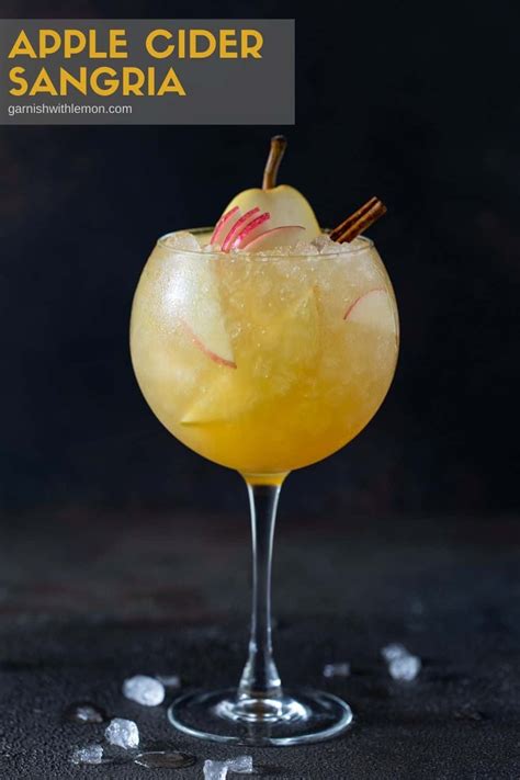 The Best Gold Rush Cocktail Wginger Liqueur Garnish With Lemon