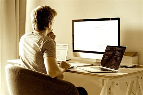 Elevating Tech Projects Cloudreams Solutions For Software Outsourcing