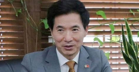 봉쇄된 우한 뚫고 들어갔던 외교관 “두렵지 않았다면 거짓말”